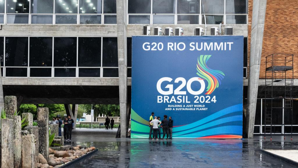 Си Дзинпин призова за изграждане на един справедлив свят с общо развитие