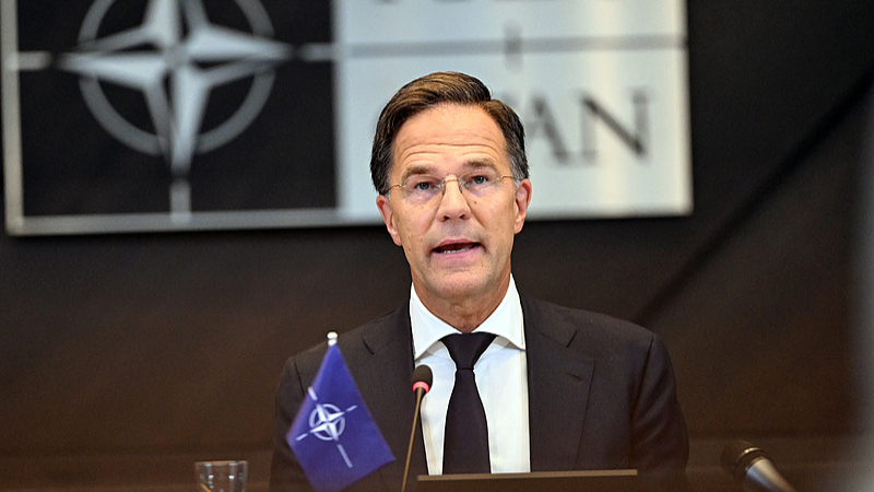 Марк Рюте Страните членки на НАТО трябва да увеличат военните си бюджети
