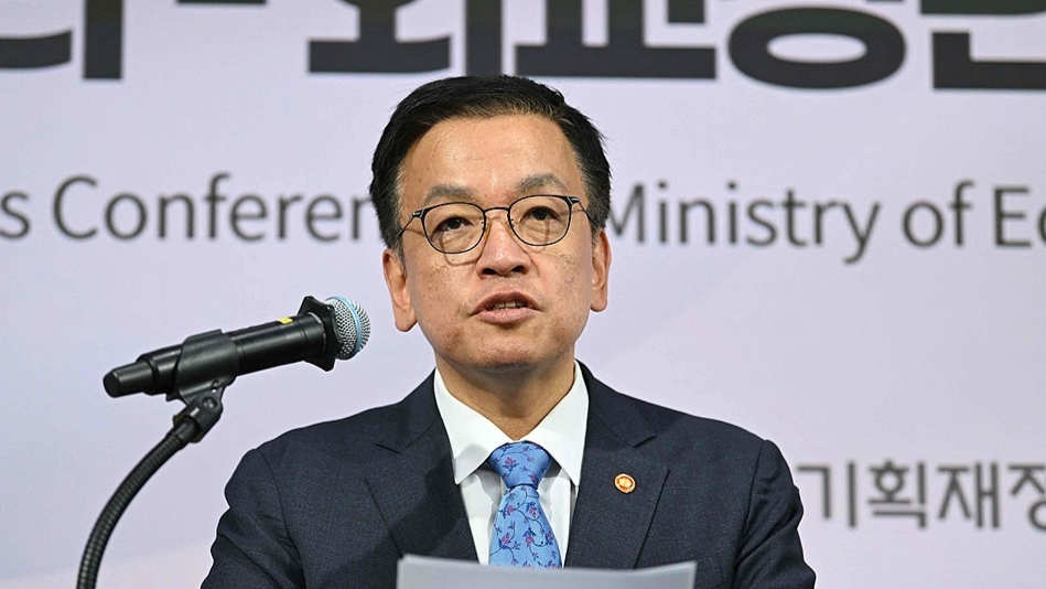 Choi Sang-mok Dilantik Pemangku Presiden Korea Selatan