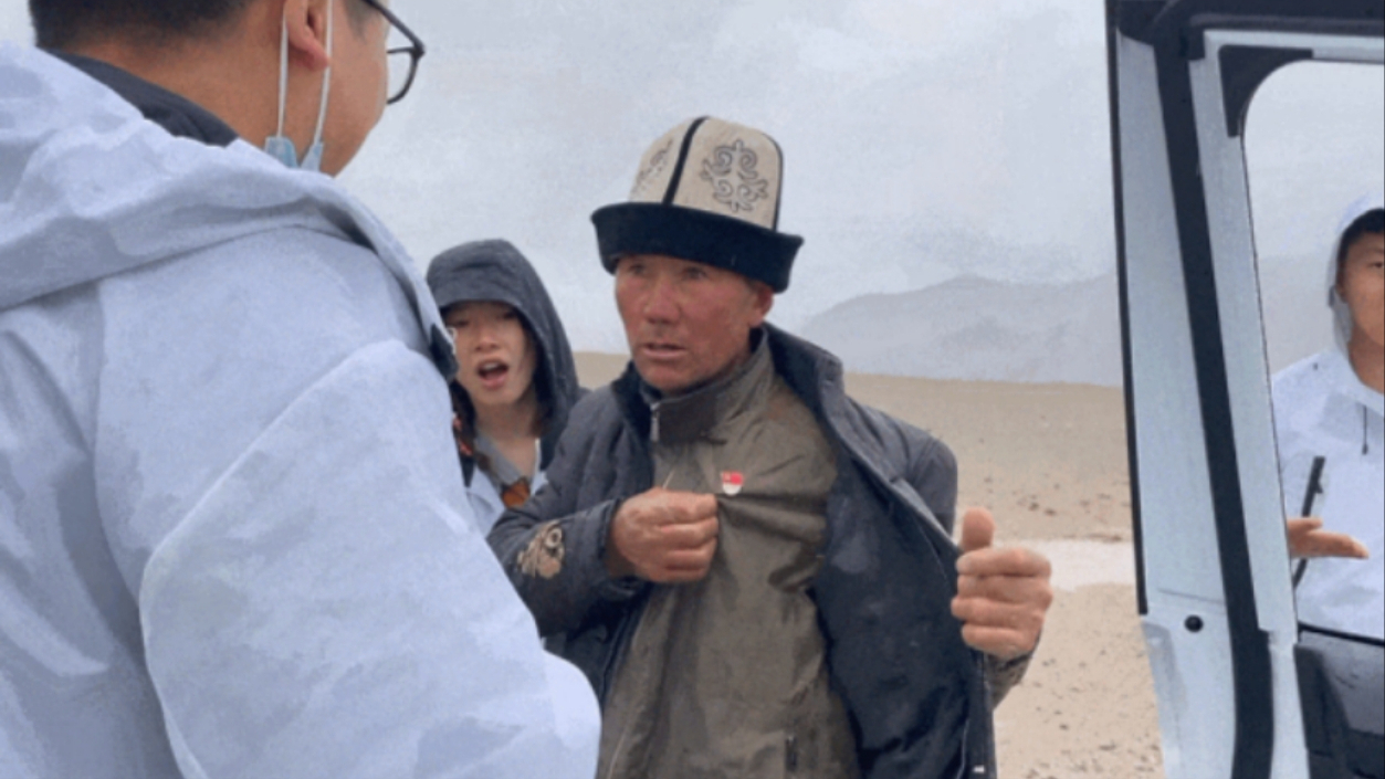 Penjaga Kehangatan di Dataran Tinggi Pamir——Kisah “Paman Lencana Partai ...