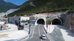 Hapet tuneli i Llogarasë, shkurton rrugën e kalimit në Rivierën shqiptare