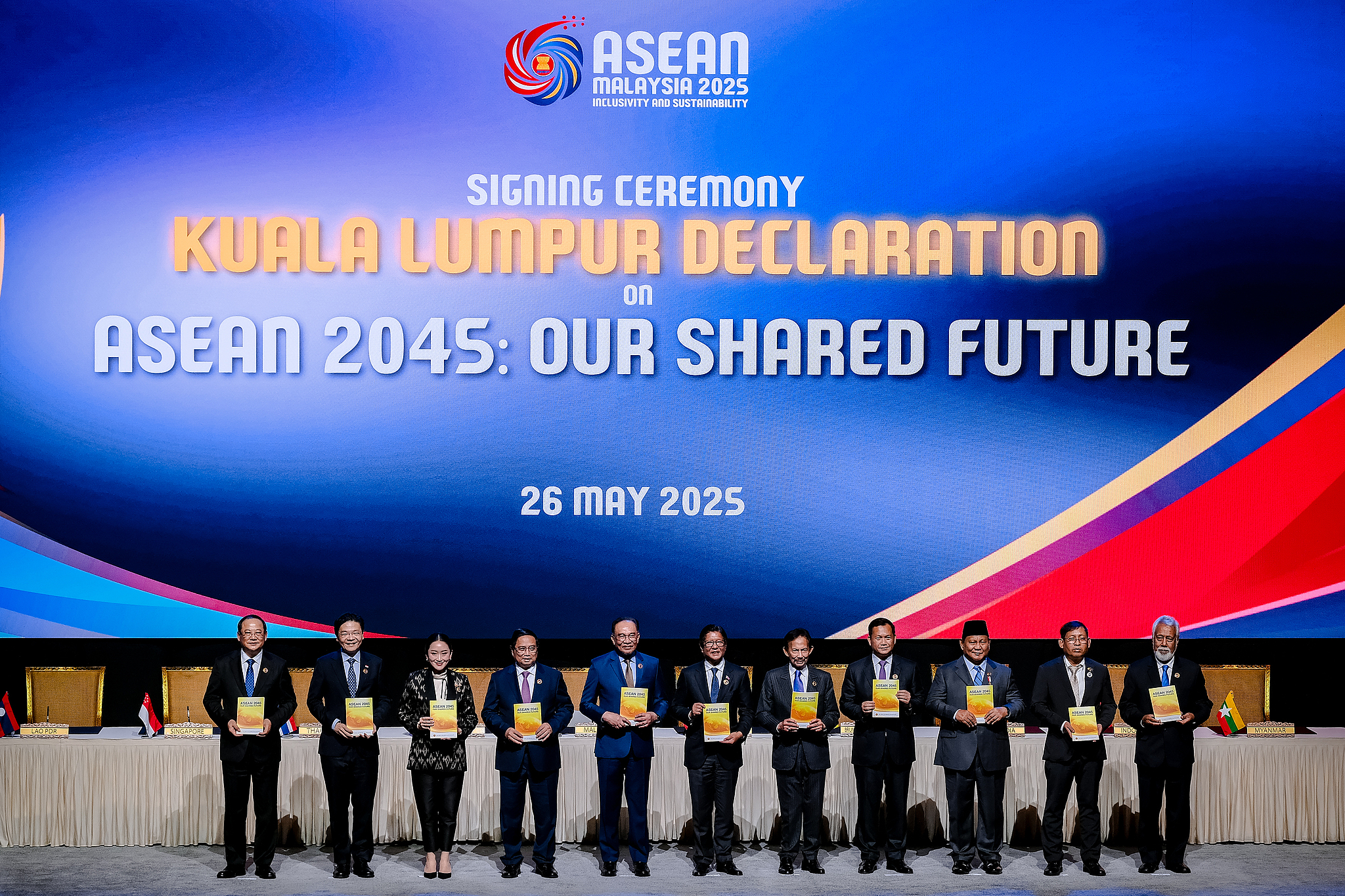 အာဆီယံ ထိပ်သီးအစည်းအဝေးမှ အာဆီယံအသိုက်အဝန်း မျှော်မှန်းချက် ၂၀၄၅ ကို အတည်ပြုပြီး ကွာလာလမ်ပူက