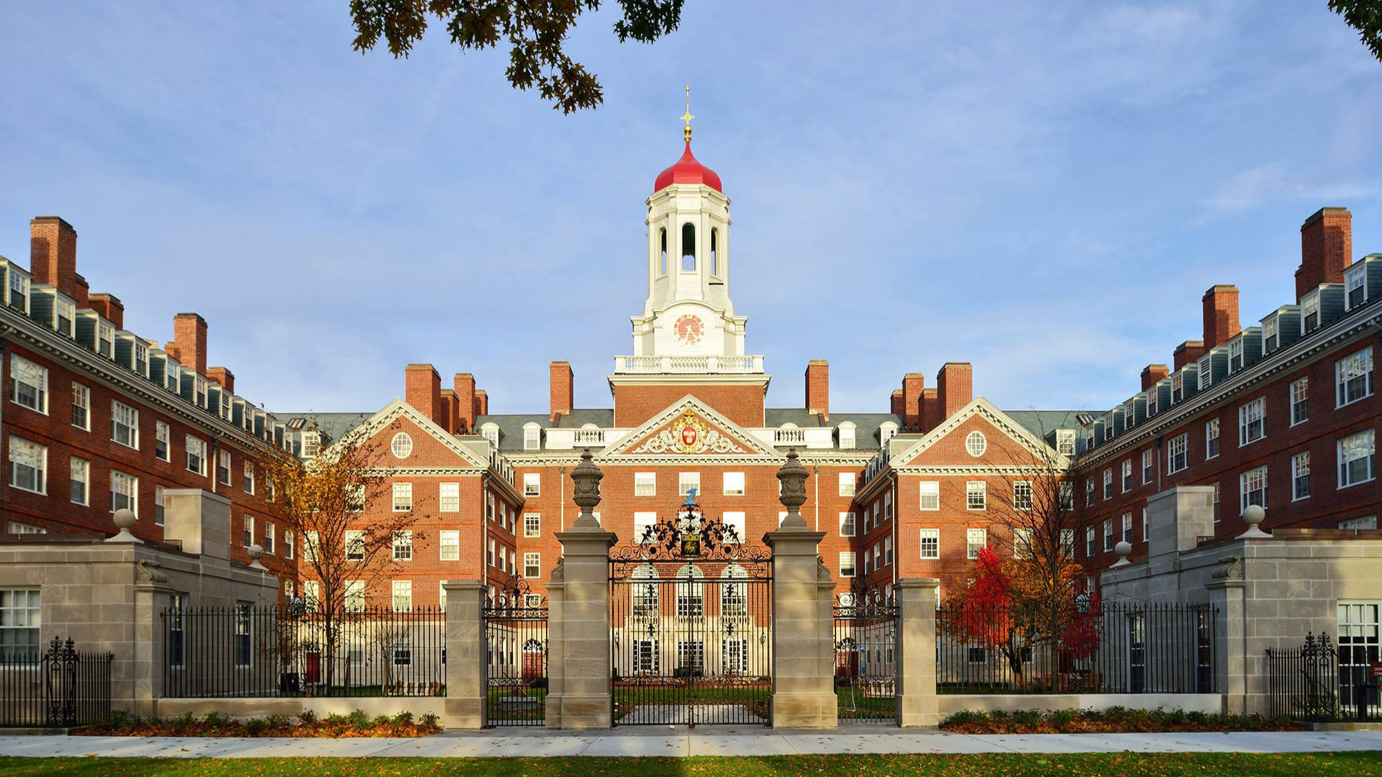 Đại học Harvard tìm cách giải ngân 2,5 tỷ USD bị chính phủ Mỹ đóng băng